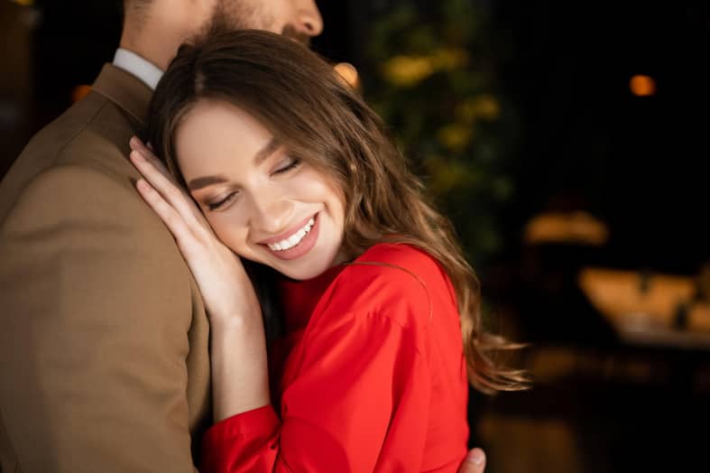 6 Uncommon Habits of Unusually Strong Couples – Beezzly